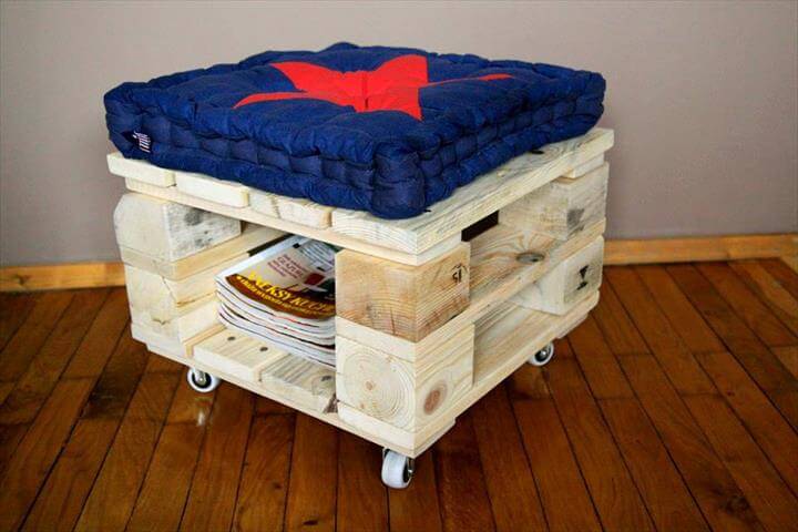 Wood Pallet Ottoman with Blue Cushion - Easy Pallet Ideas