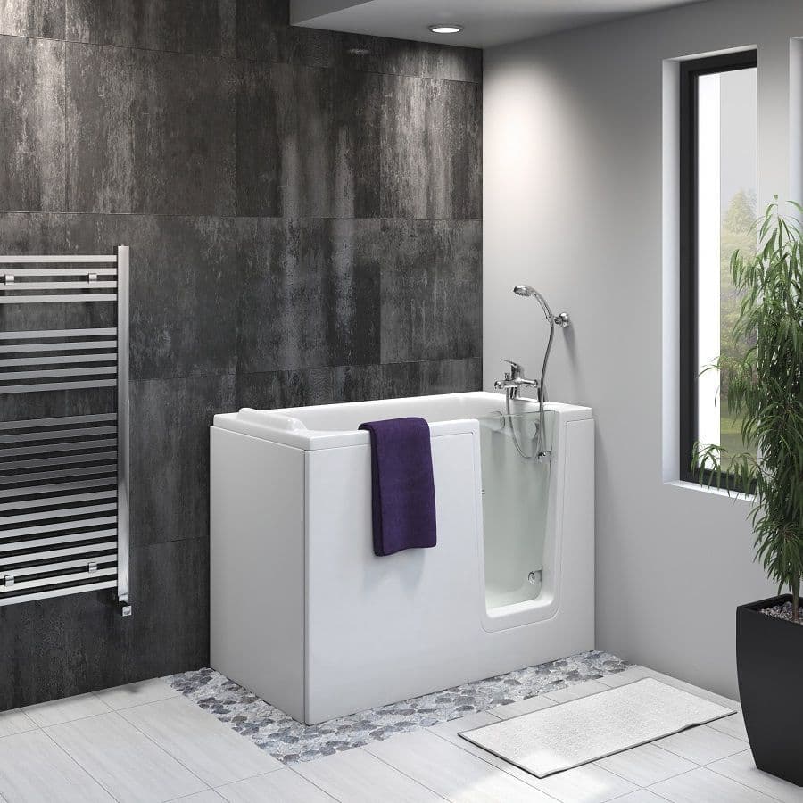Everything You Should Know About the Benefits of a Walk-In Bath